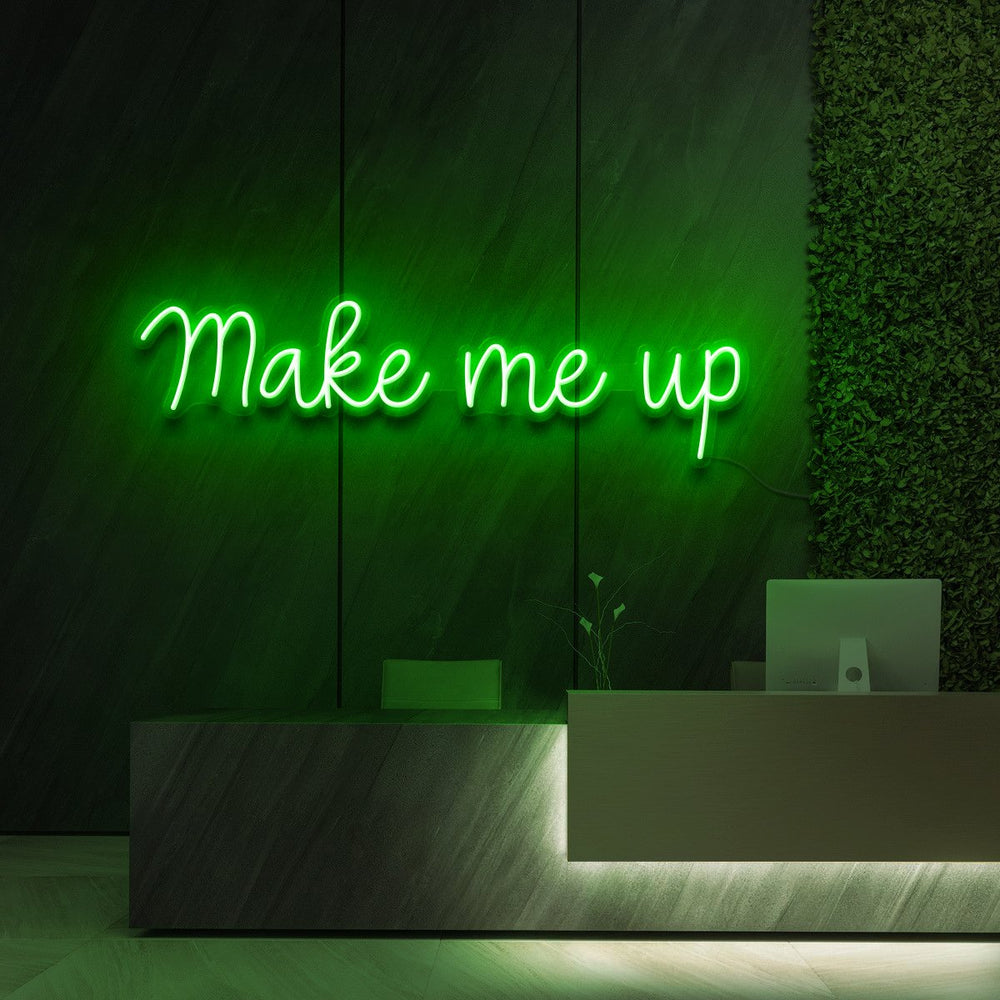 Make up your beauty spa with the "Make Me Up"